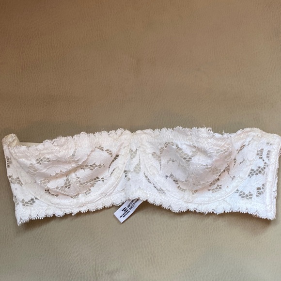 Free People | Intimates & Sleepwear | Free People Love Letters Bra 32 B ...